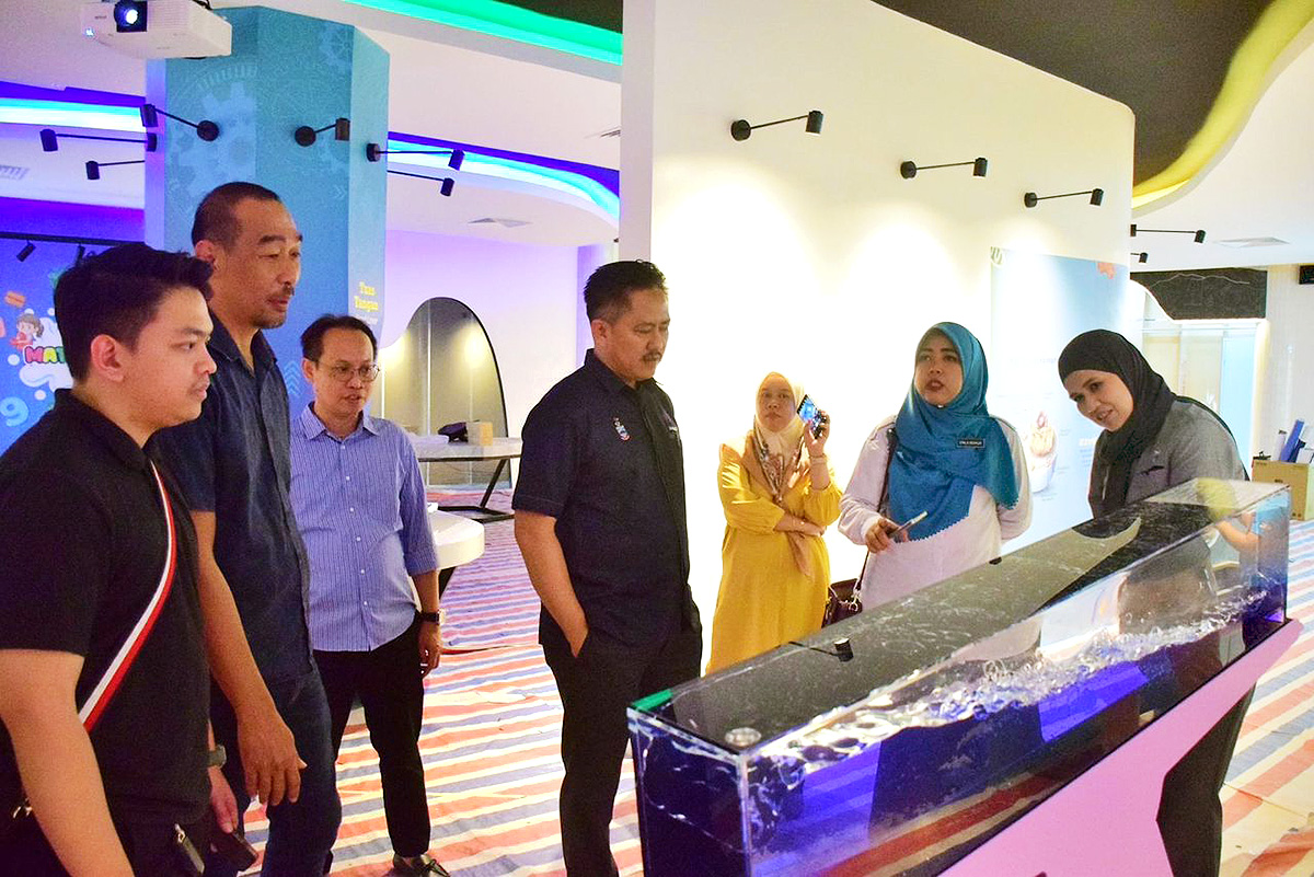 Keningau District Library